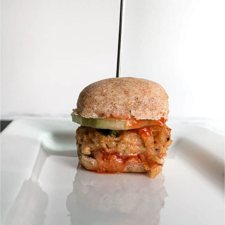Buffalo Chicken Mini Burgers - Appetizer Bliss