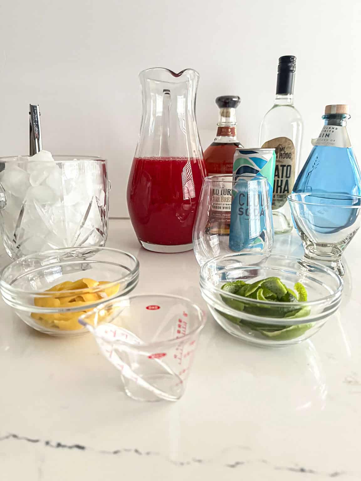 15 Holiday Beverages and DIY Bar Tips - Appetizer Bliss